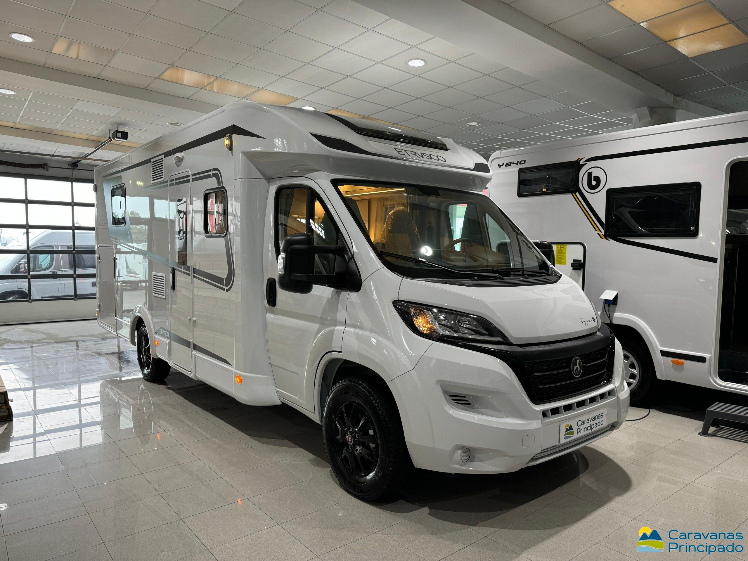 AUTOCARAVANA PERFILADA NUEVA ETRVSCO T 7400 QBC - CARAVANAS PRINCIPADO